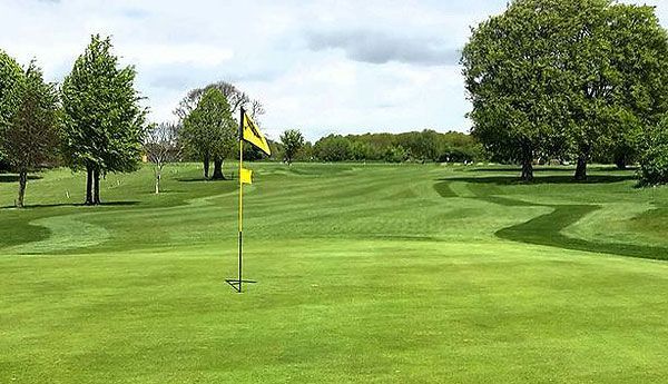 Mid Herts Golf Club Review by Zac Rivers | Top 100 Golf Courses