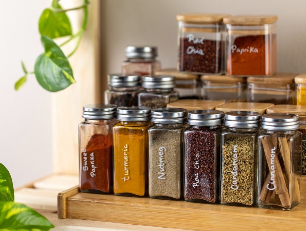 Can You Store Spices In a Storage Unit? | HOLD