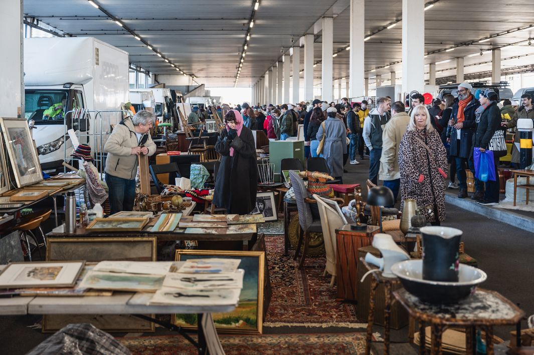 Ultimate Guide to Hackney Flea Market