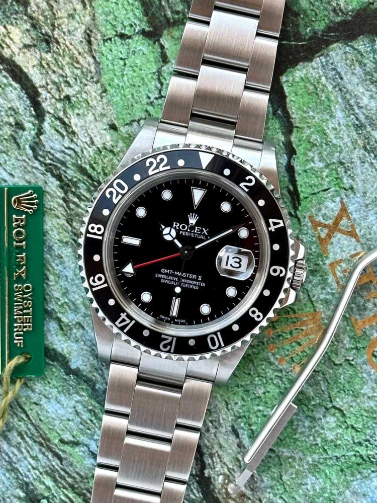 Rolex GMT-Master II 16710 Black 1999 with original box and papers
