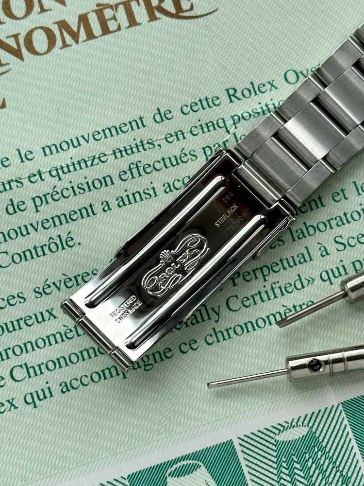 Rolex Explorer II "Polar" 16570 White 2000 with original box and papers