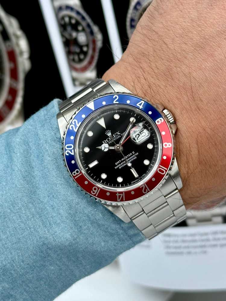 Rolex GMT-Master II "Pepsi" 16710 Black 1996