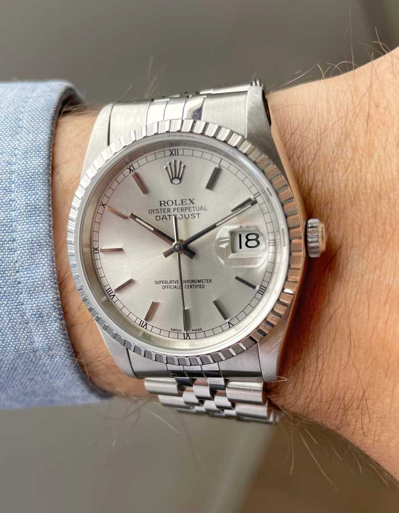 Rolex Datejust ref. 16220 Silver Dial 16220 Silver 1991 with original ...