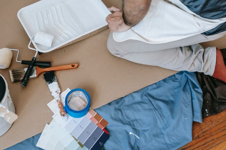 Best Drop Cloths for Painting: What Type to Use for Your Project