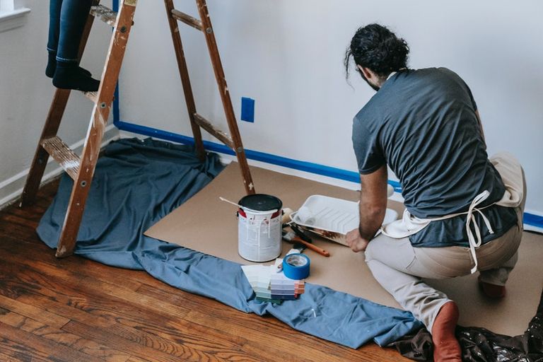 Best Drop Cloths for Painting: What Type to Use for Your Project