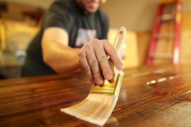 10 Best Brushes for Staining Wood + How to Apply Stain Consistently