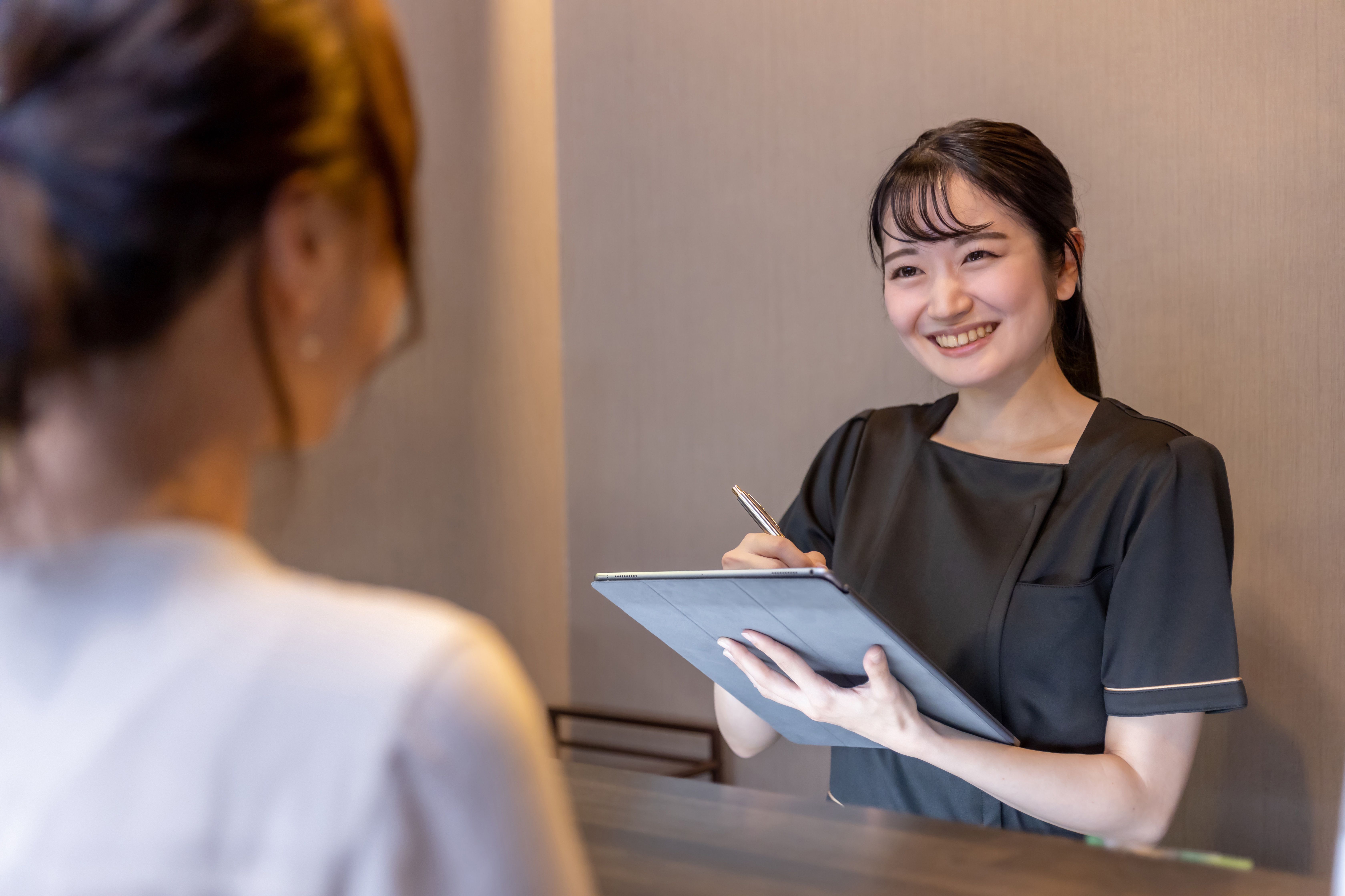 Best Tips for Building and Marketing a Dermatologic Practice
