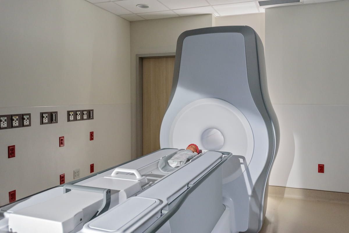 FDA Clears 3T MRI Device for Neonates and Infants | Diagnostic Imaging