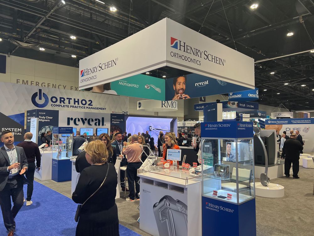 Large Crowds, Plenty of Product Launches at AAO on Saturday