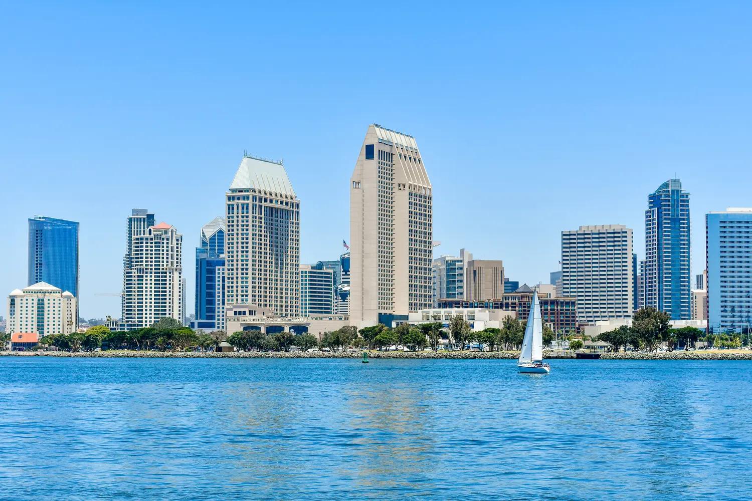 Q&A with a keynote: Peter Weinstein, DVM, MBA; and Phillip Nelson, DVM ...