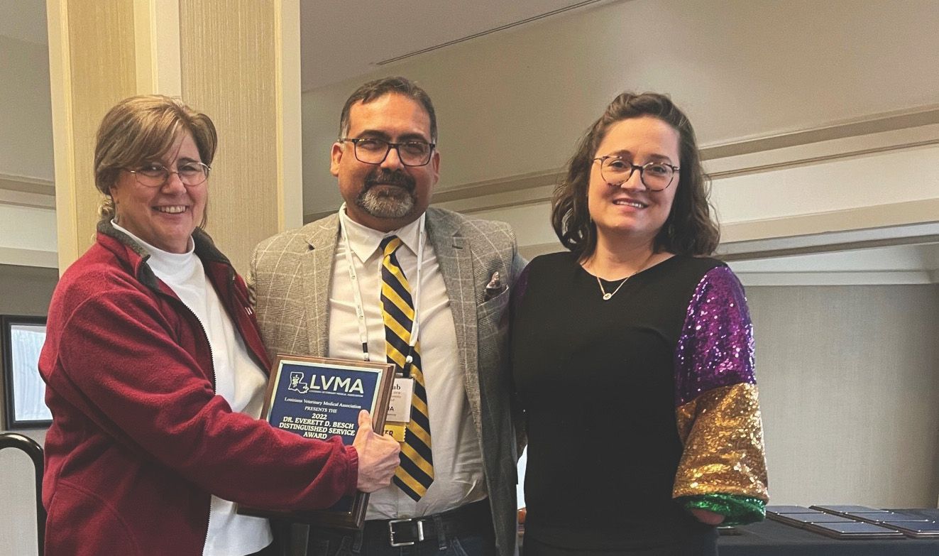 LSU honors 2 veterinary professors