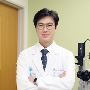 Systemic Ocular Risk Factors Predict Treatment Response To Aflibercept