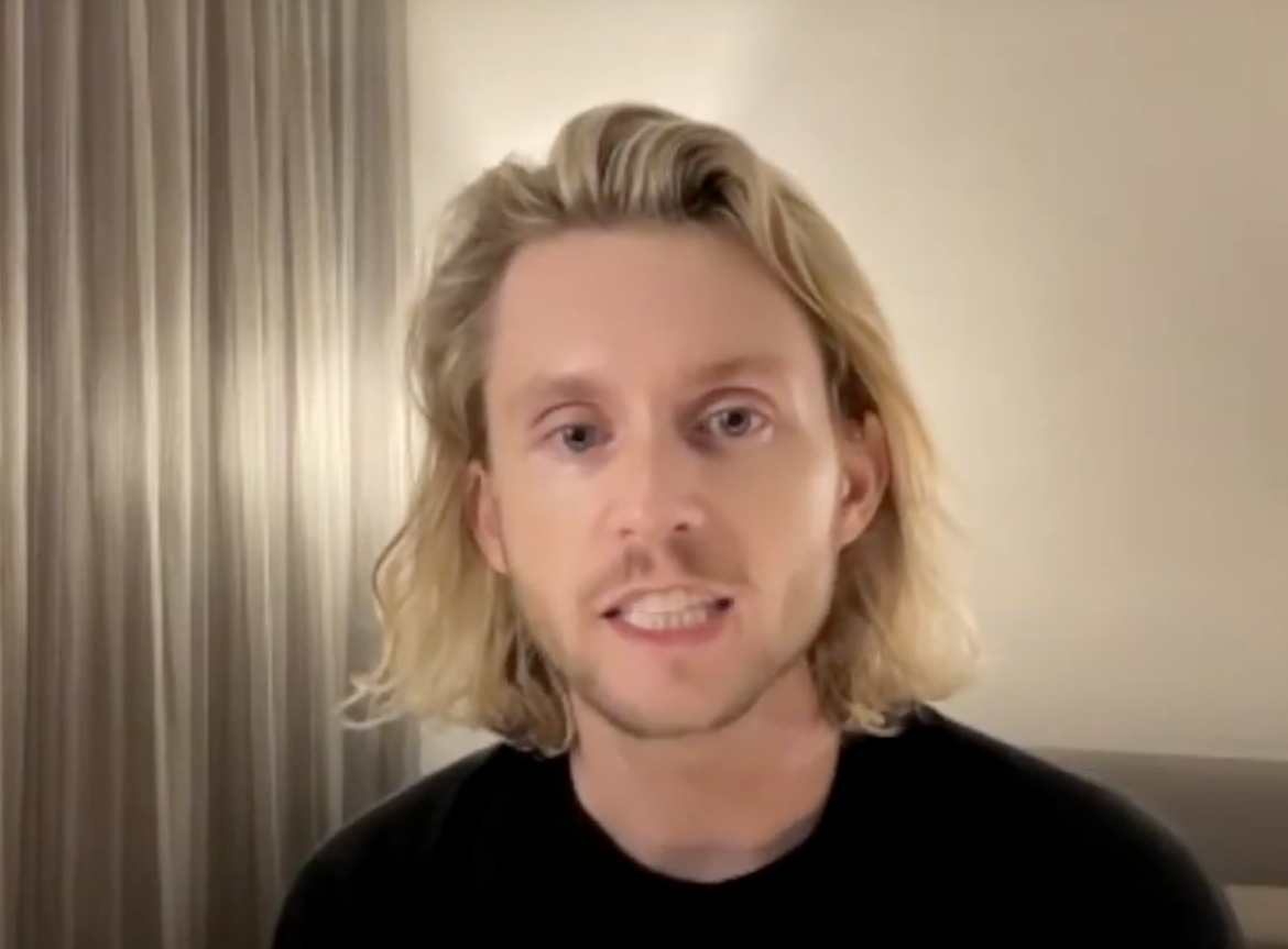 Learning to Absorb the Right Input, Moderate the Rest From the Pro's ...