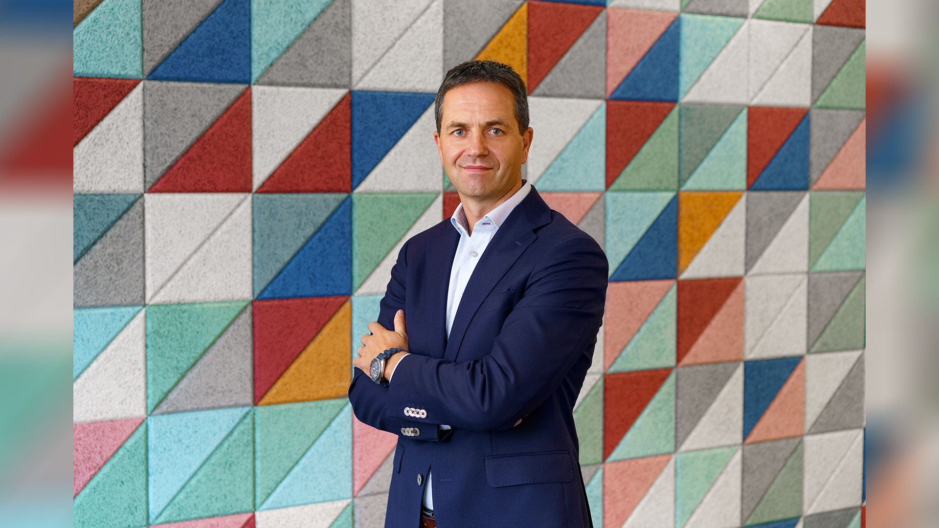 Using an Omnichannel Approach for a Successful Product Launch: Q&A with ...