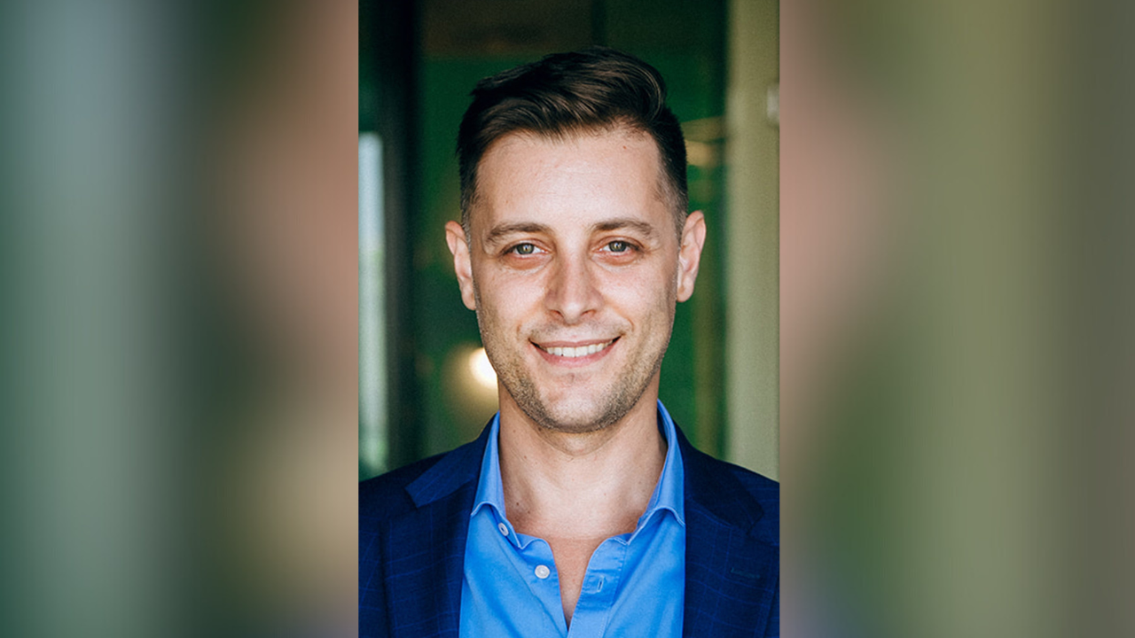 Noam Solomon: Bringing the Human Story to AI