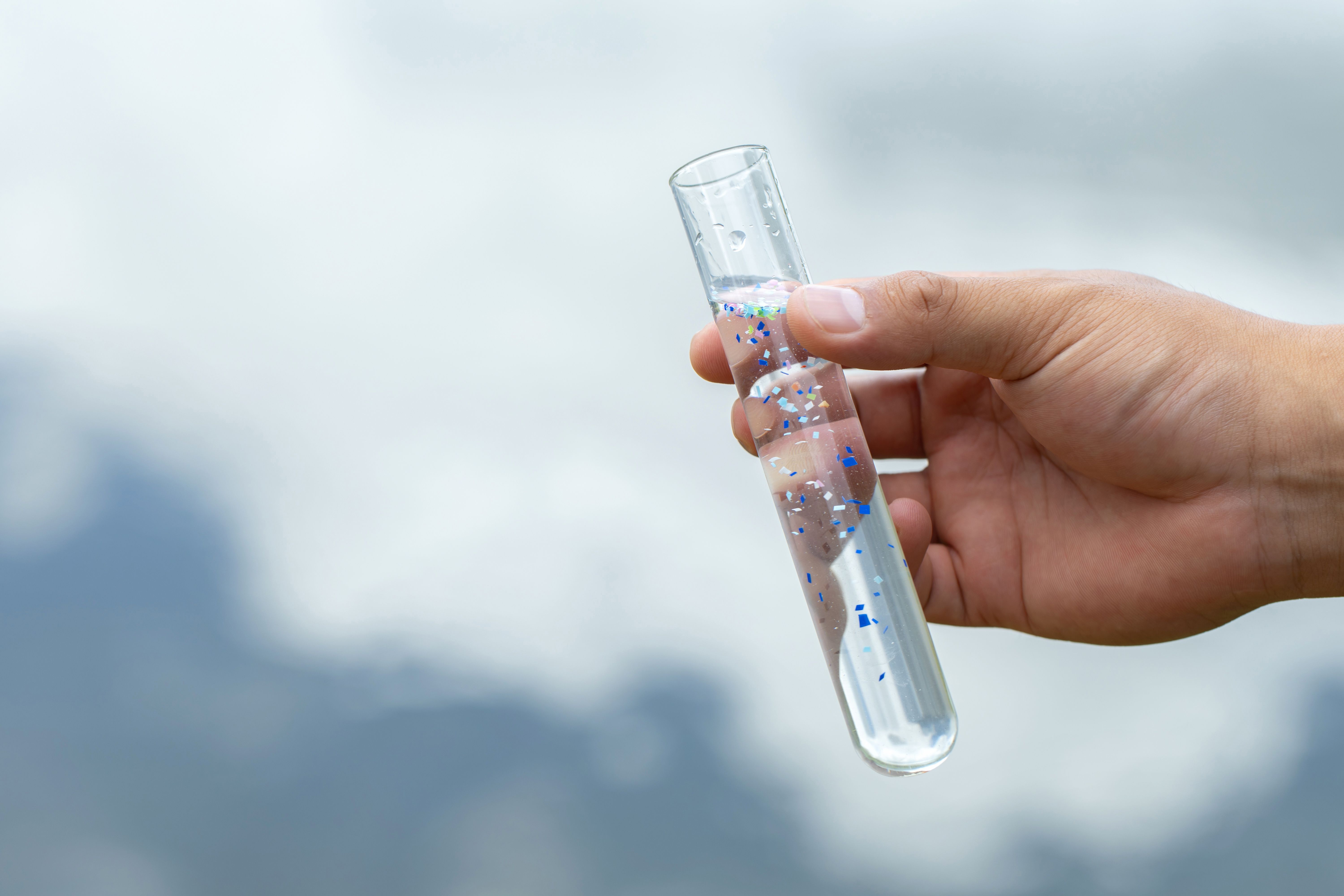 Scientists Develop Cost Effective Raman System For Microplastic Detection