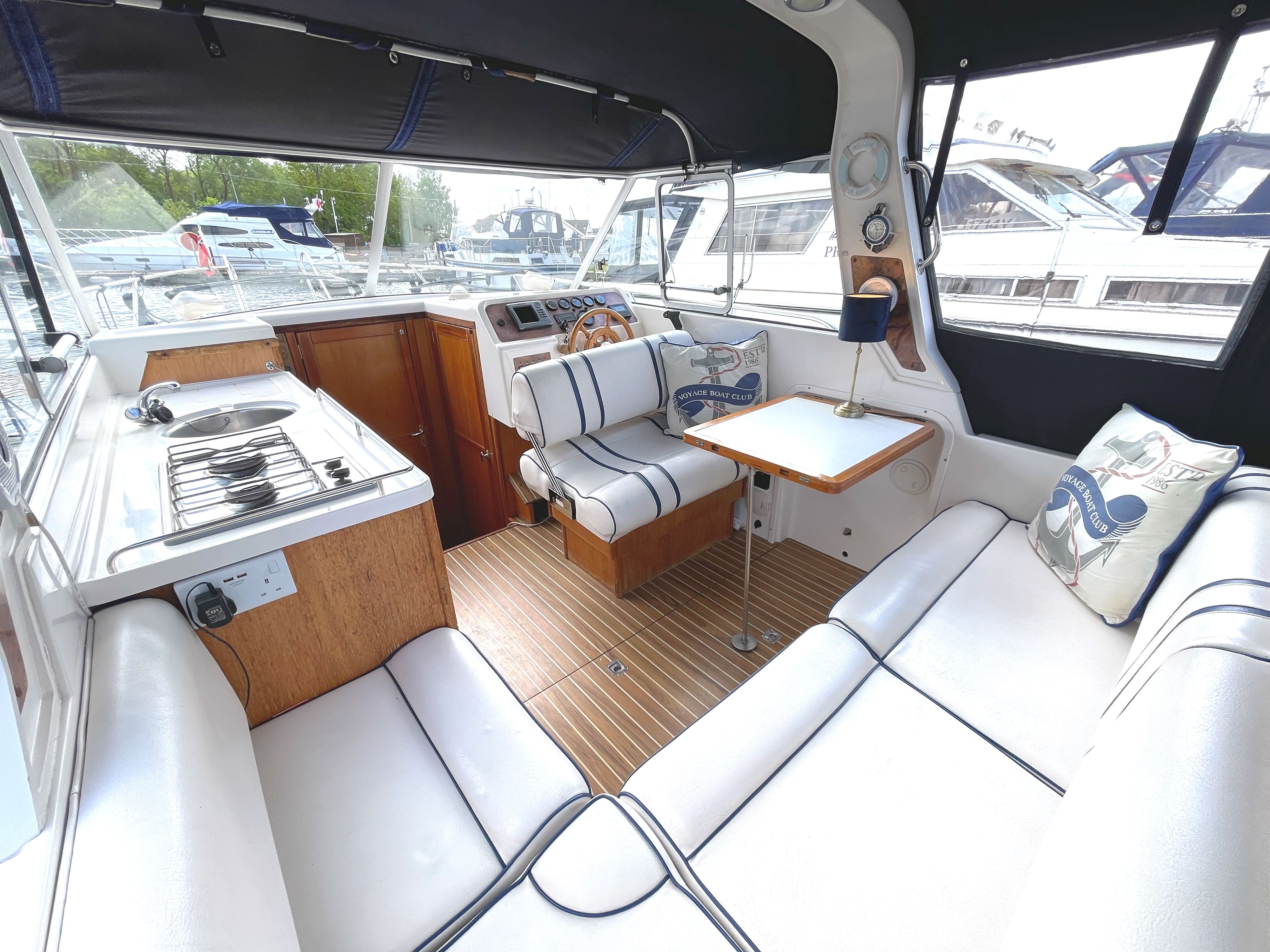 Marex 280 Holiday | Broom Boat Sales