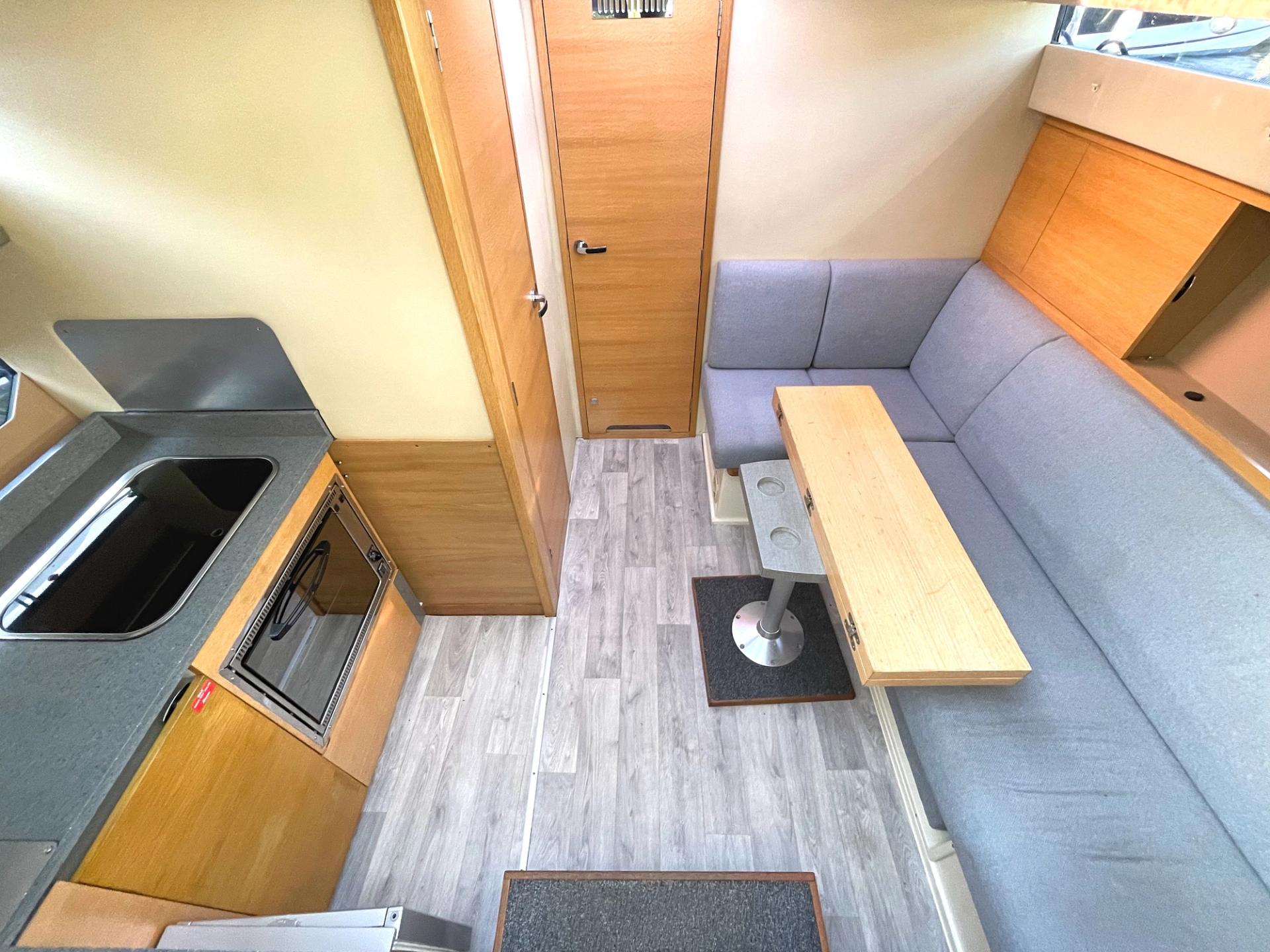 Broom 30 Coupe | Broom Boat Sales