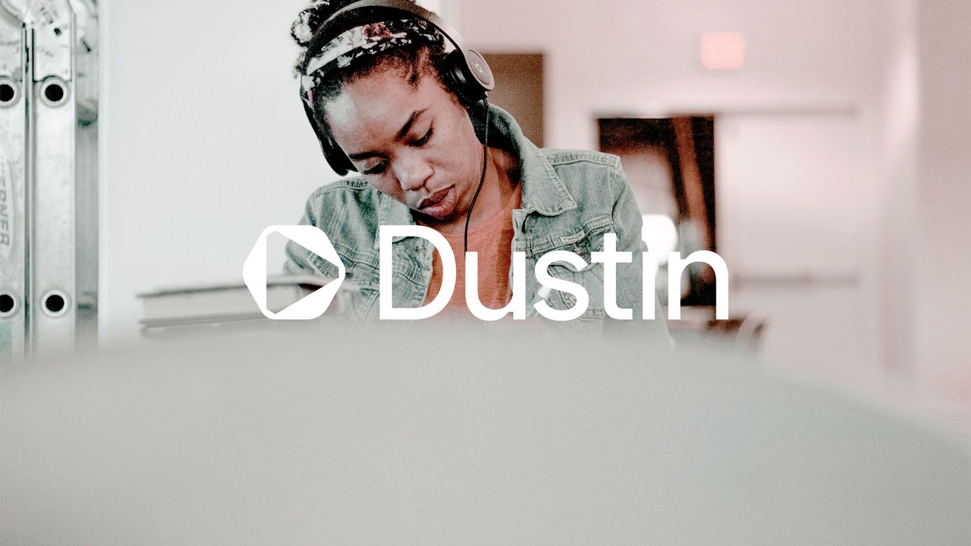 Dustin – Brand insight
