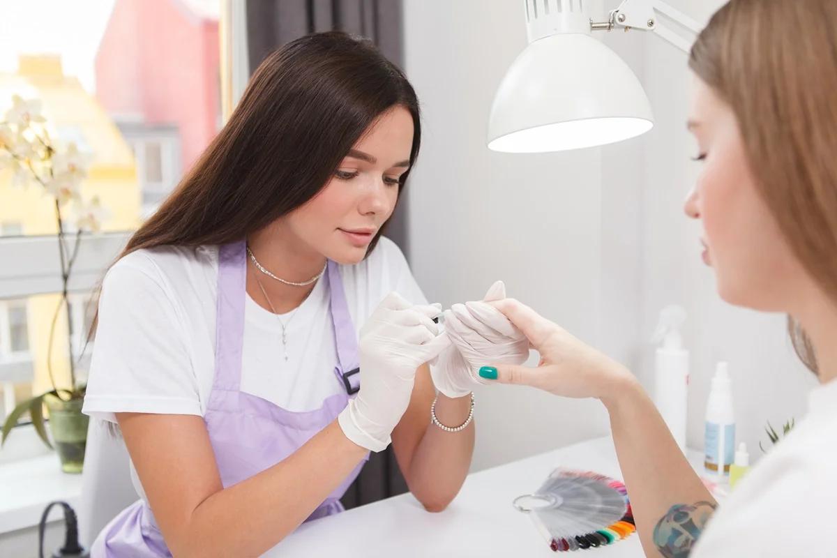 How much do nail techs make? Full salary and pay breakdown | The Check ...
