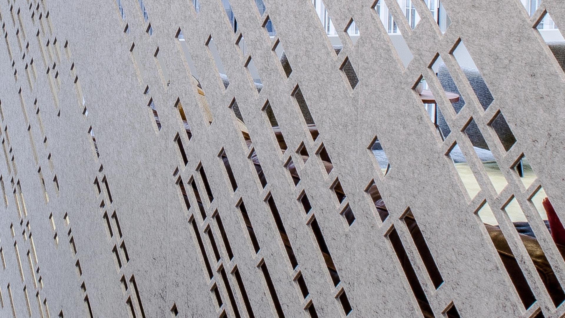 Flow | Moveable Screen