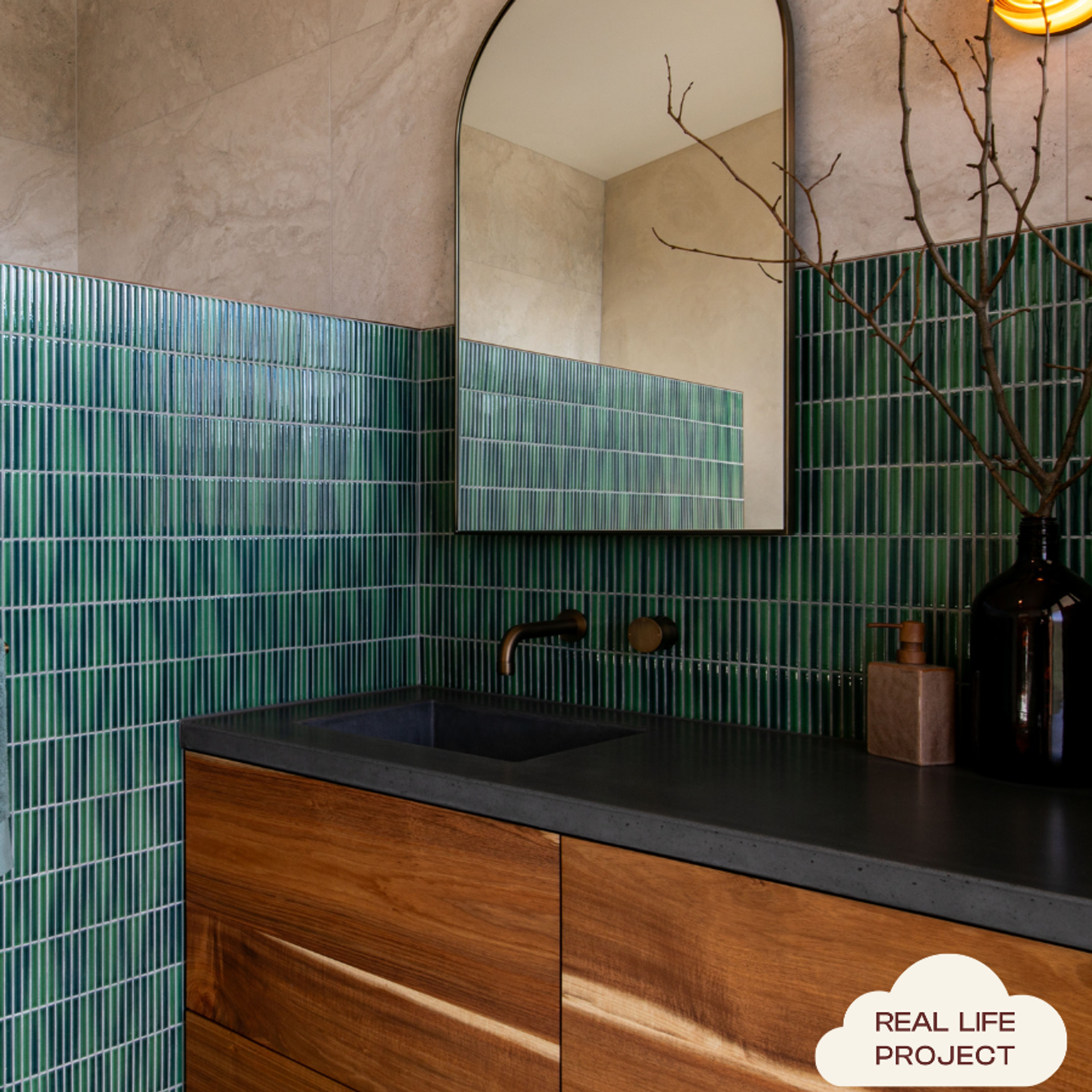 Coogee Antique Forest Green Kit Kat Mosaic Tile | TileCloud