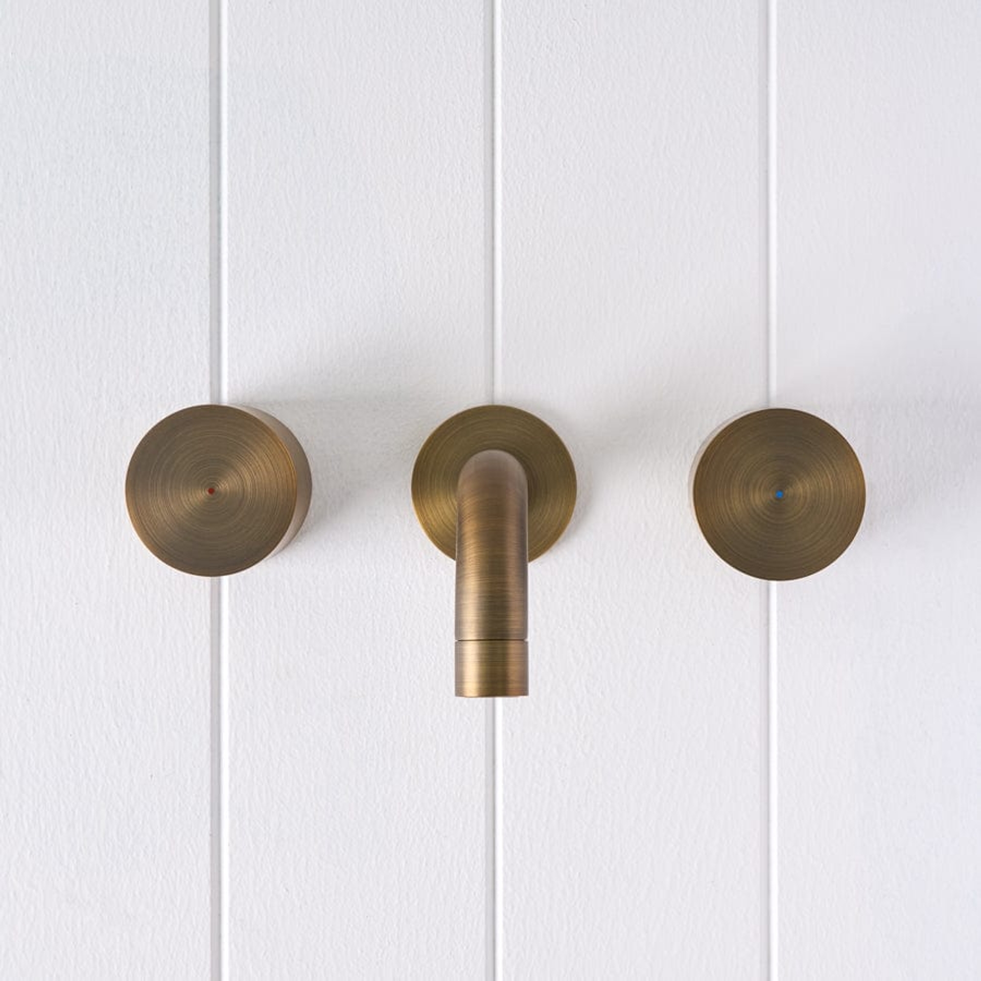 Sydney Wall Spout + Round Wall Taps Antique Brass | TileCloud
