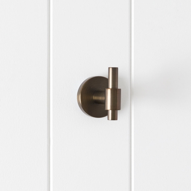 Melbourne Robe Hook Antique Brass | Yabby