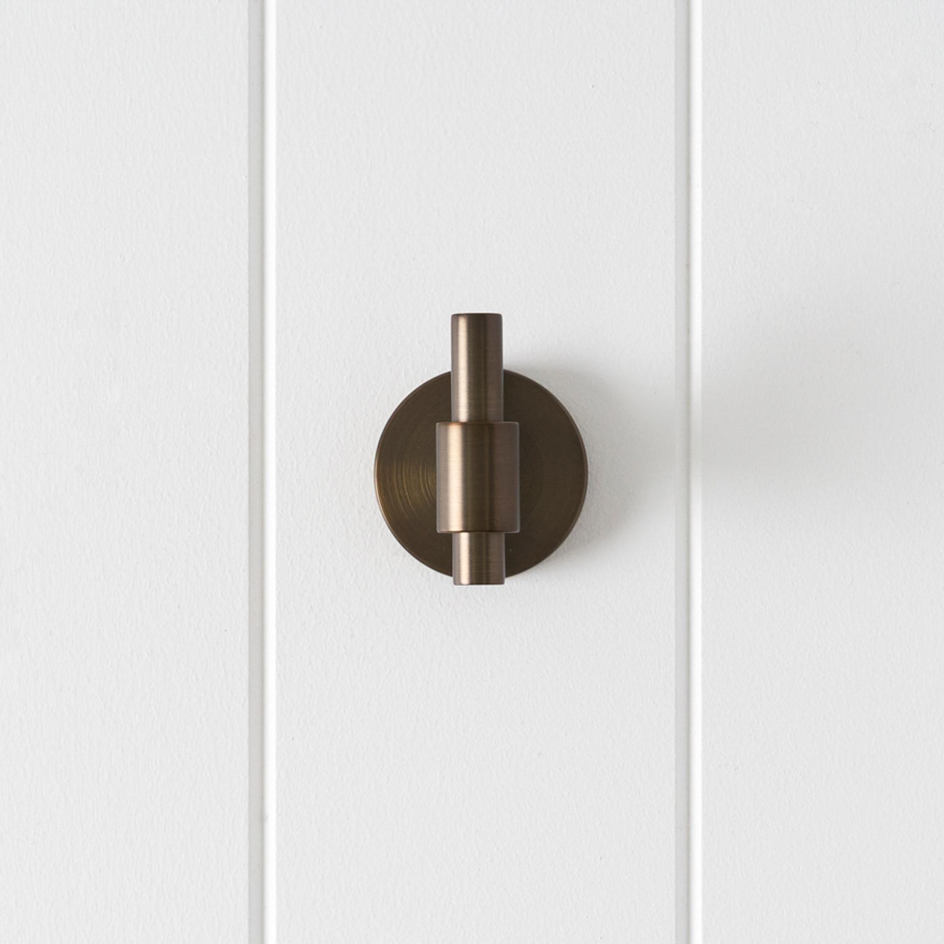 Melbourne Robe Hook Antique Brass | Yabby