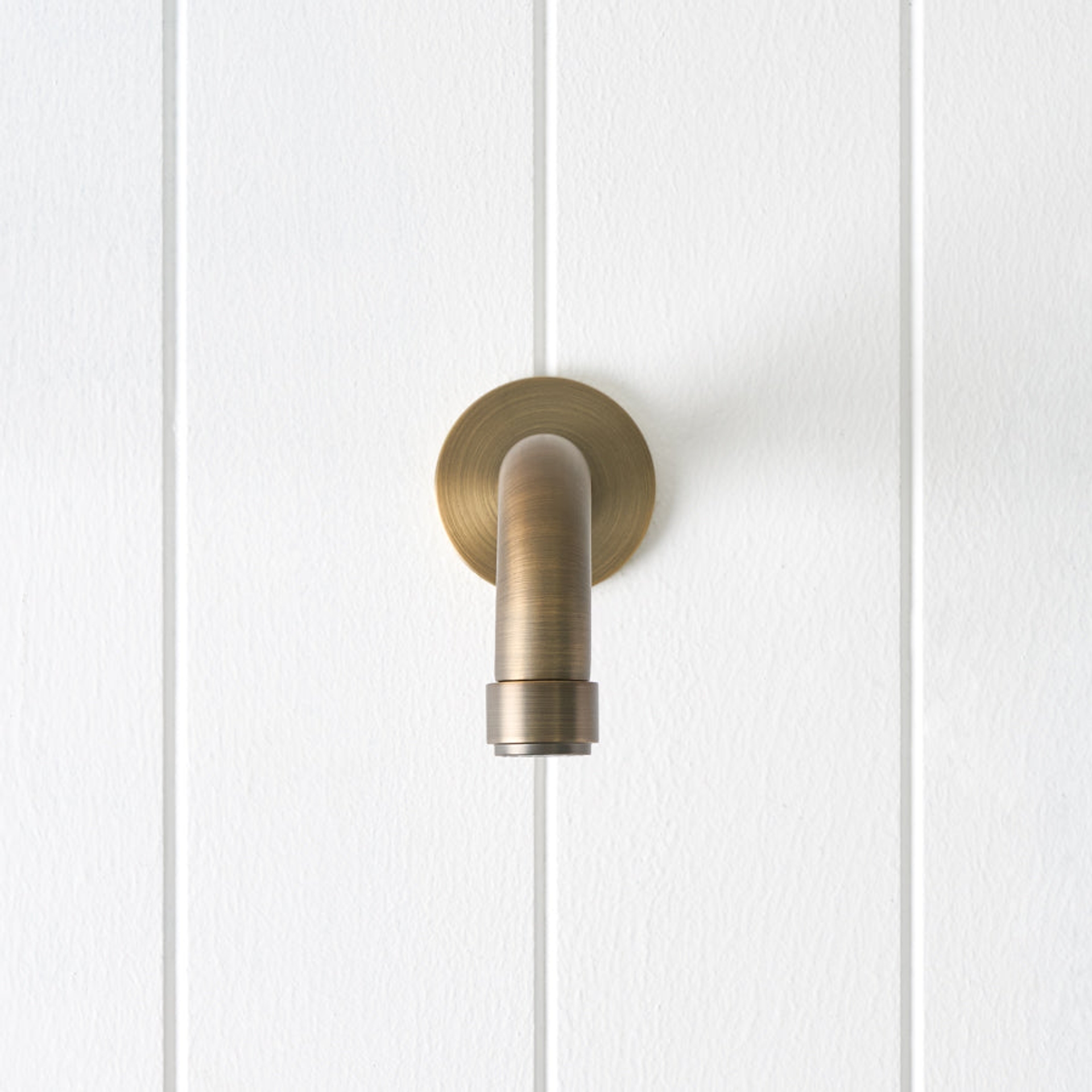 Melbourne Short Wall Spout Antique Brass | Yabby