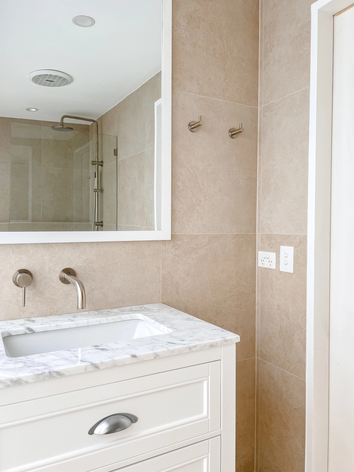 Sydney Matte Sand Stone Look Tile | TileCloud
