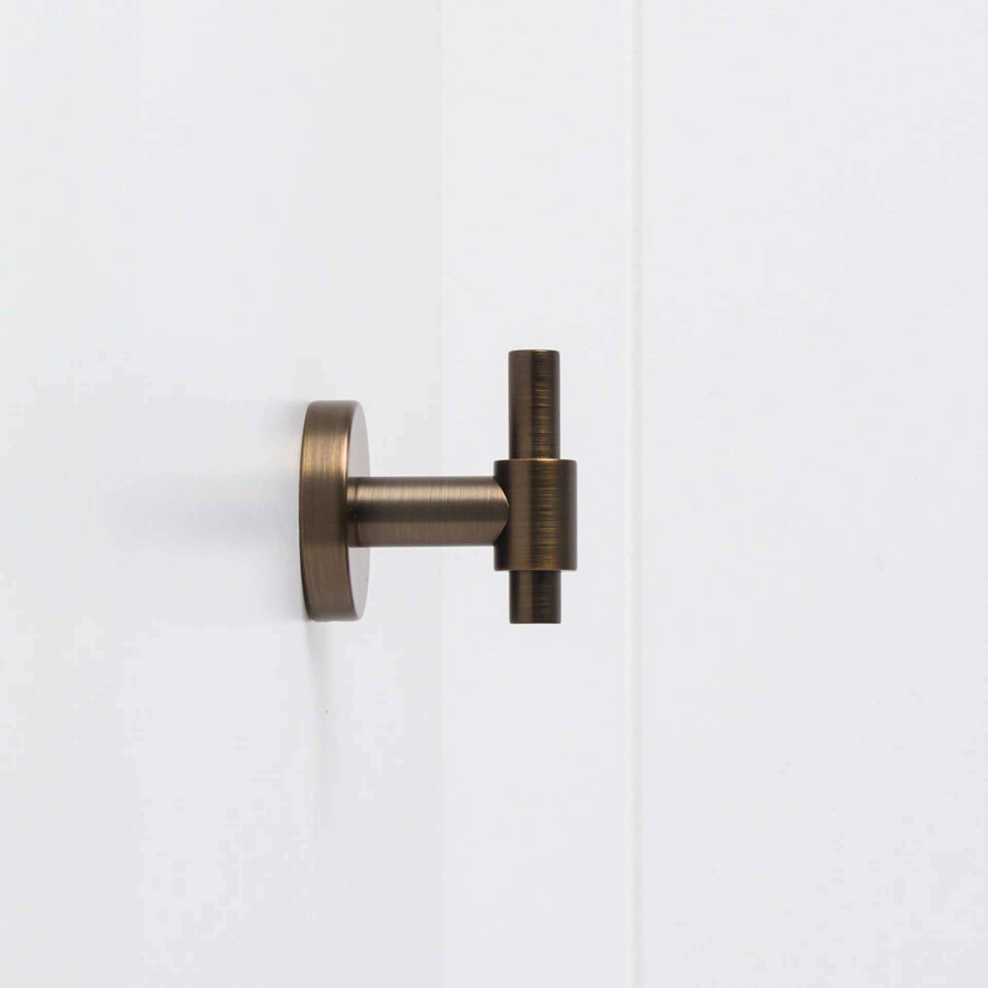 Melbourne Robe Hook Antique Brass | Yabby