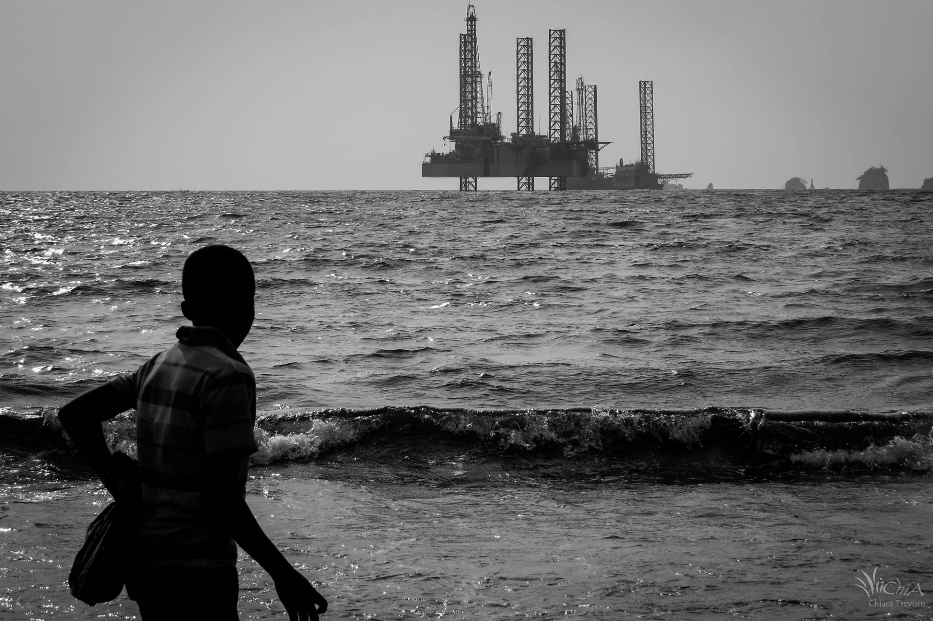 Oil, gas, and mining - Corruption and anti-corruption efforts in the ...