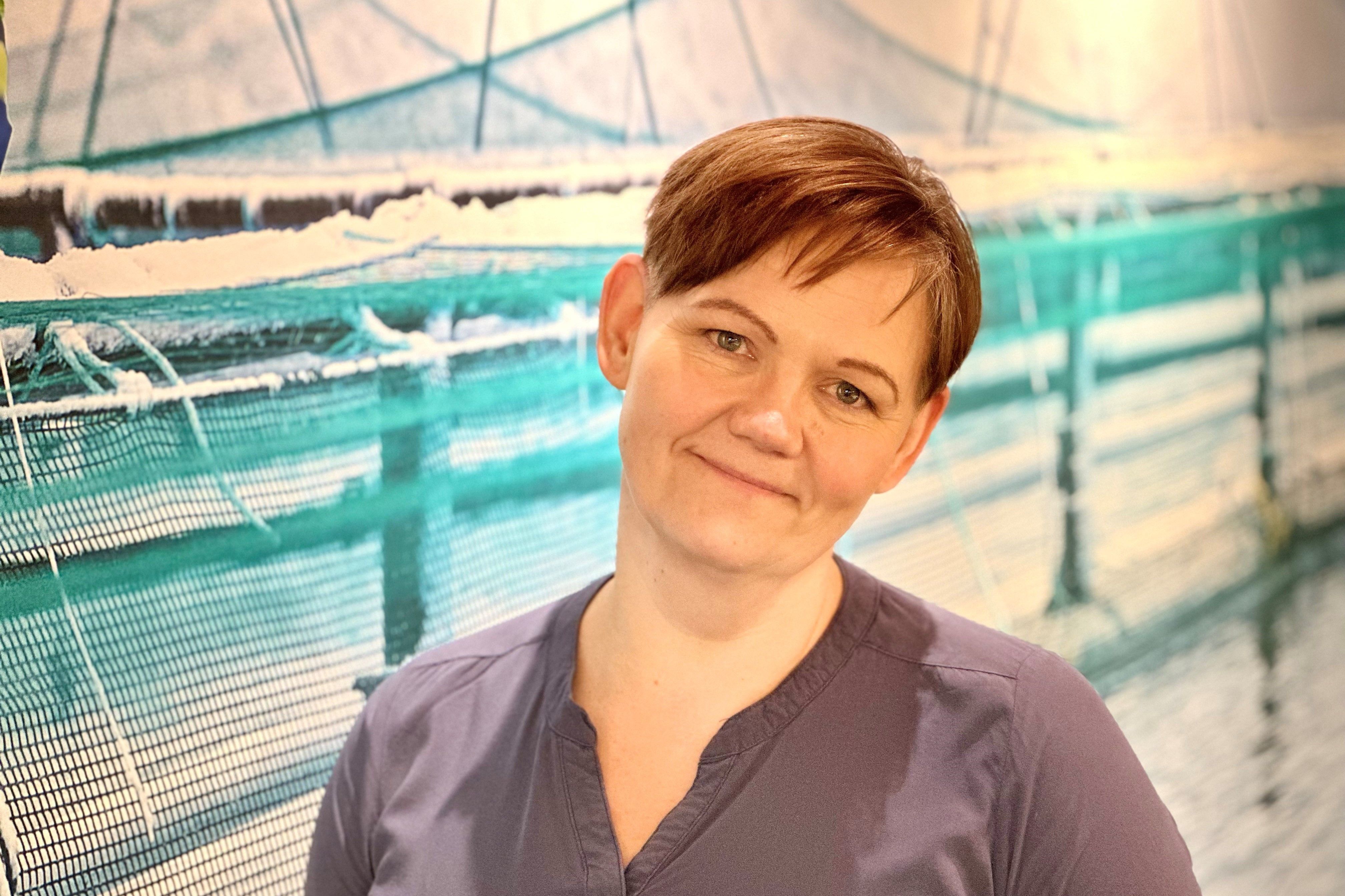 Inger Helen er bedriftens og laksens «ordenspoliti»