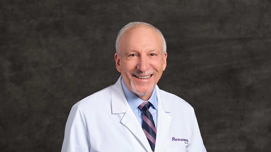 Dr. Lee Schwartzberg Honored With 2023 Legends in Cancer Award | Renown ...