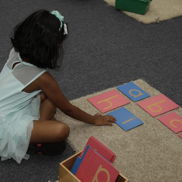 How to Inspire Children to Read and Write by Age Six | Apple Montessori ...