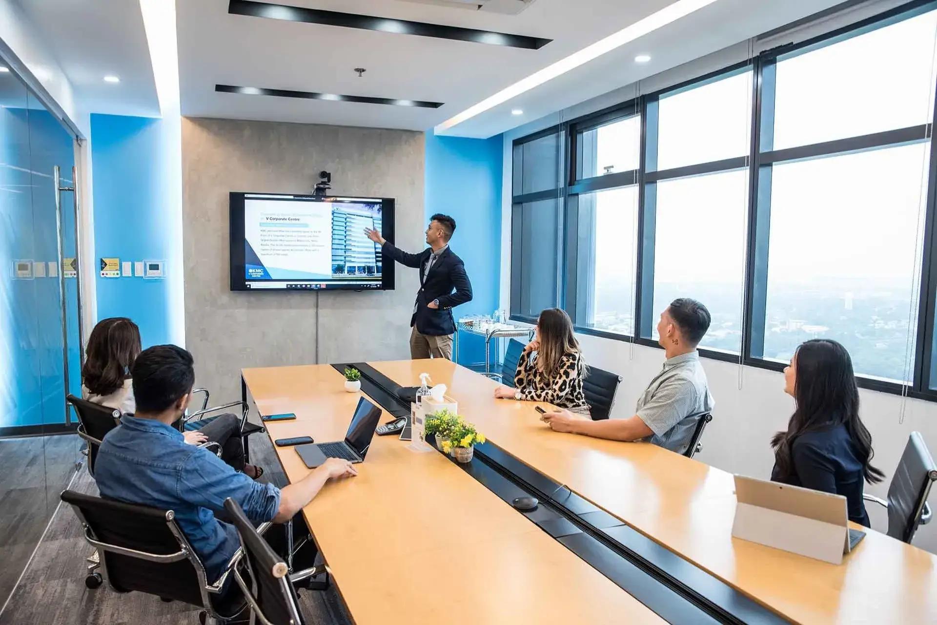 Lessons from Employer of Record Practices in the Philippines