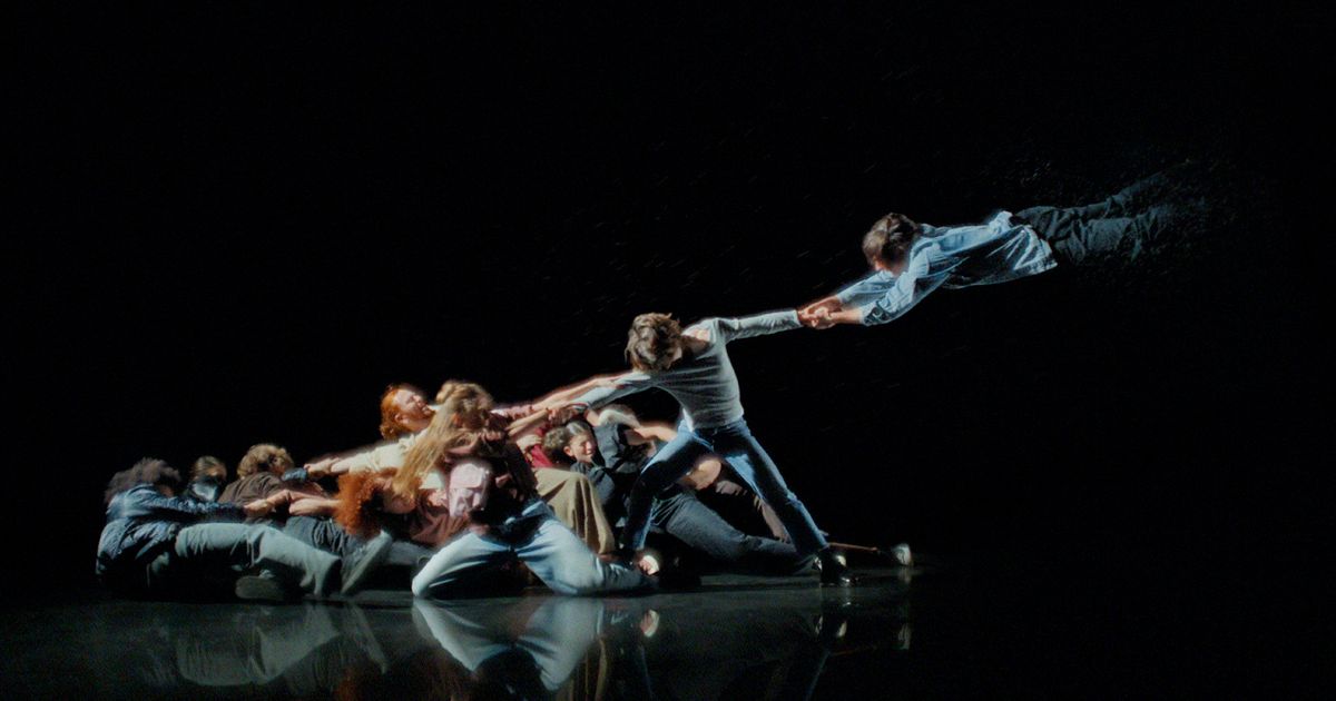 Directed by Julien Vallon, the new film for Sidaction's national ...