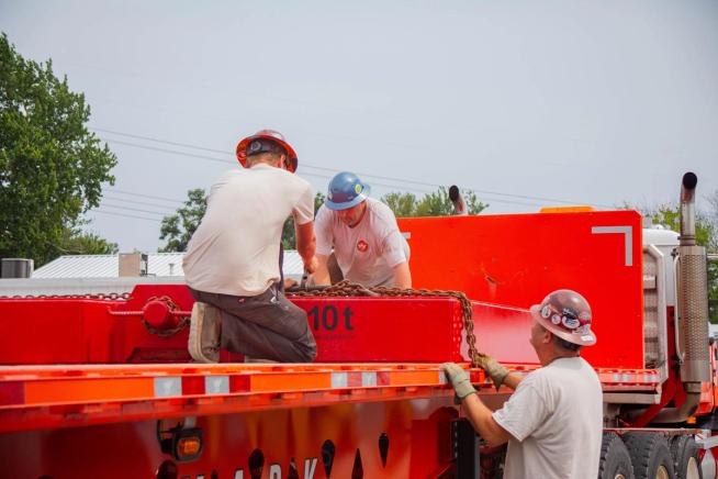 Excellence in Crane, Rigging, Trucking & 3PL Warehouse Services ...