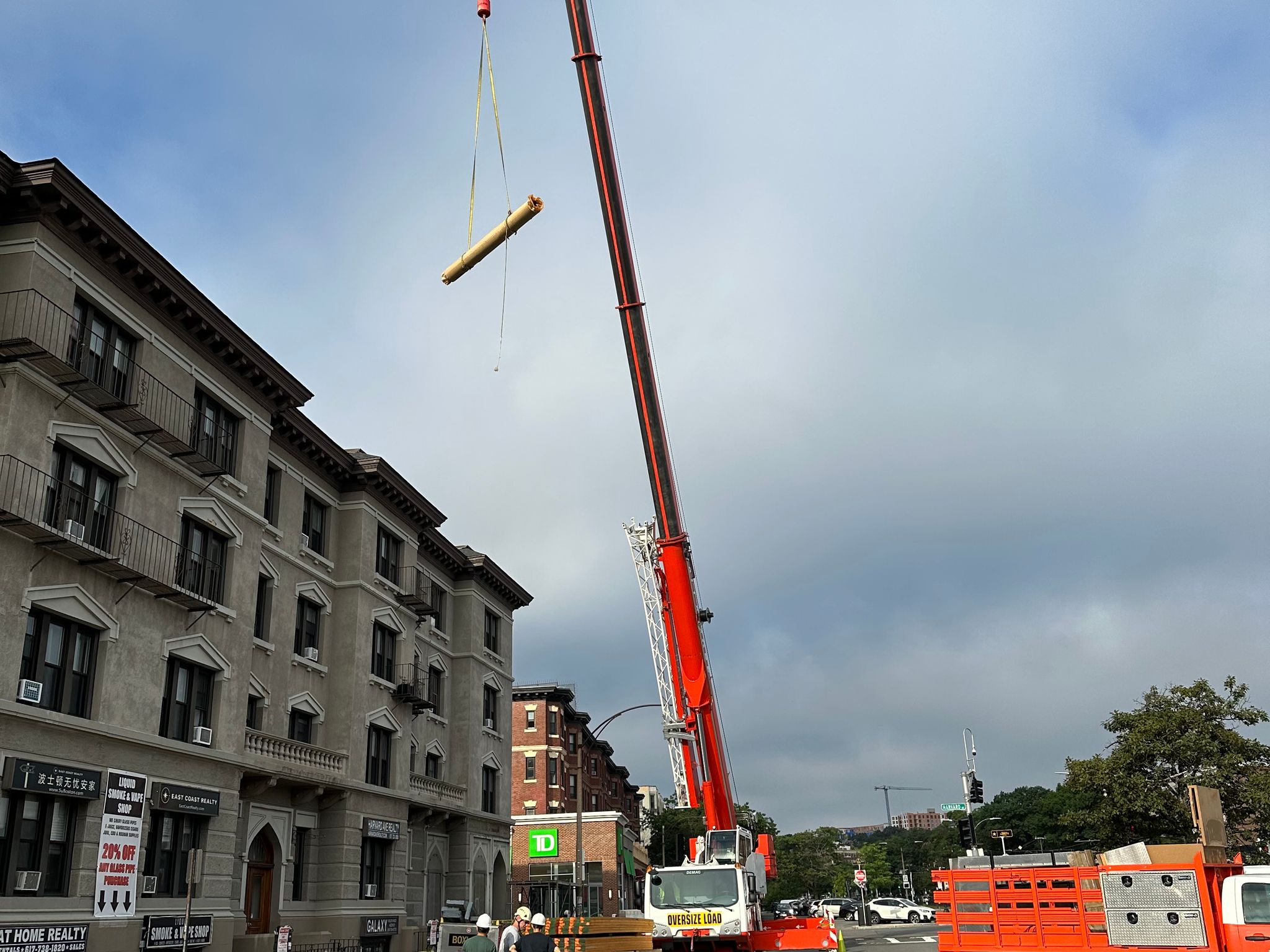 Expert Crane Rigging Solutions to Lift Your Project | Hallamore Corporation