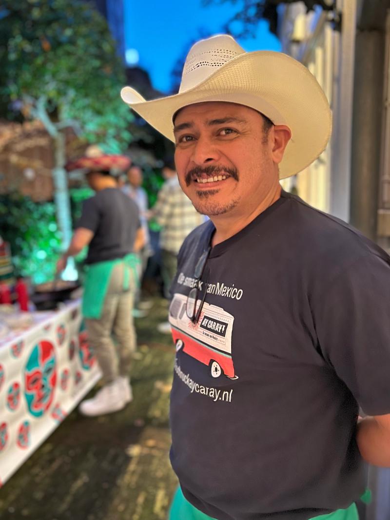 Ay Caray! A Mexican Food Truck Love Story — Vev