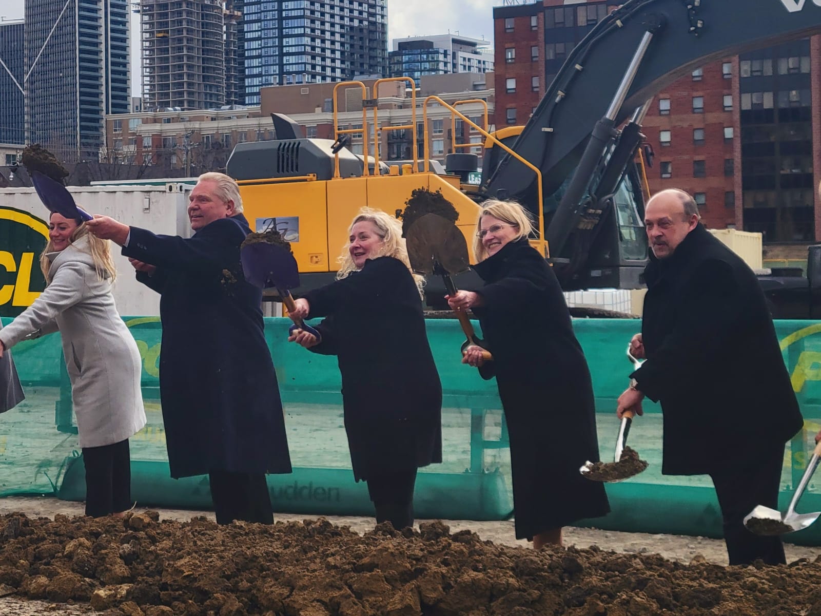 Ontario commits $1.6 billion to support CAMH's forensic mental health ...