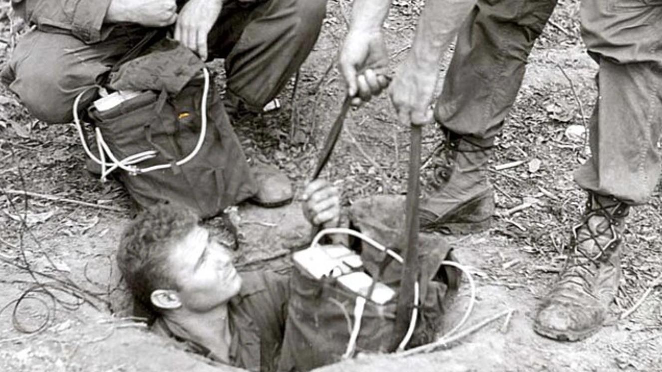 Meet the Tunnel Rats: Fearless Soldiers Who Fought Underground in ...