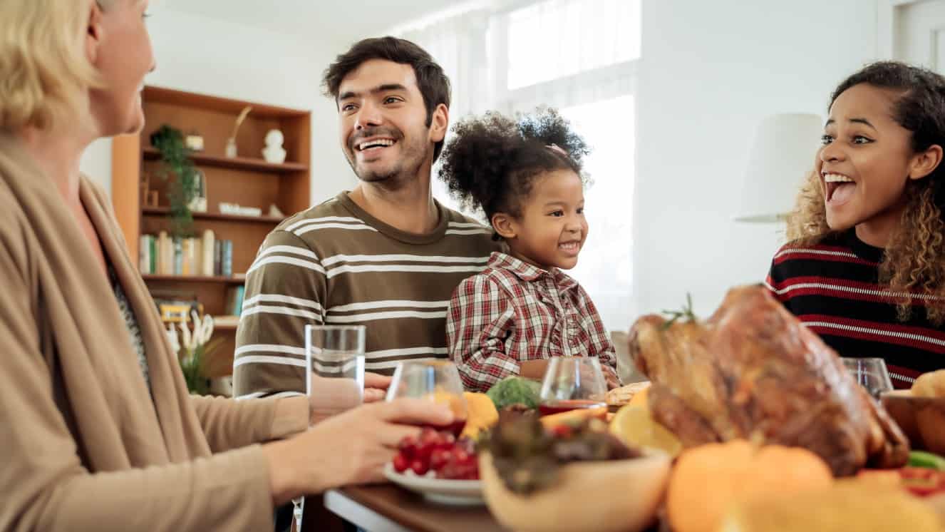 9 Veterans Thanksgiving Resources To Check Out