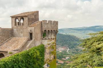 Vacanze da brivido: 5 Castelli infestati visitabili in Italia | Tramundi