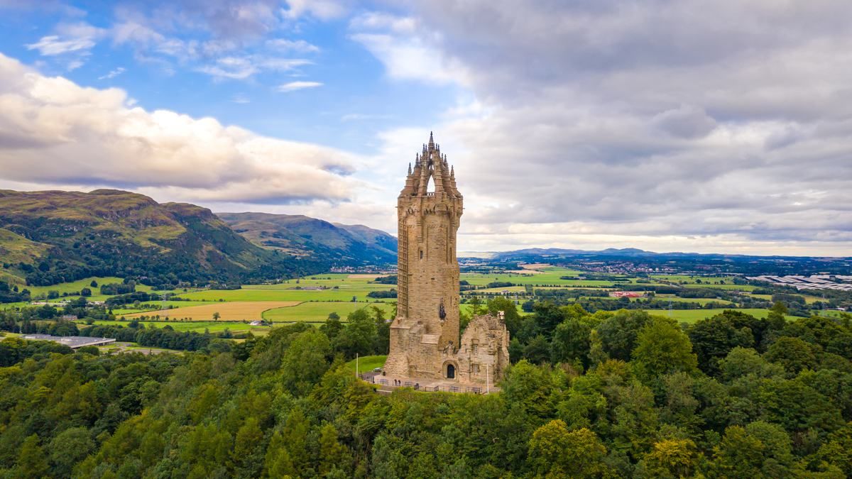 13 Romantic Holidays in Scotland for Couples to Enjoy