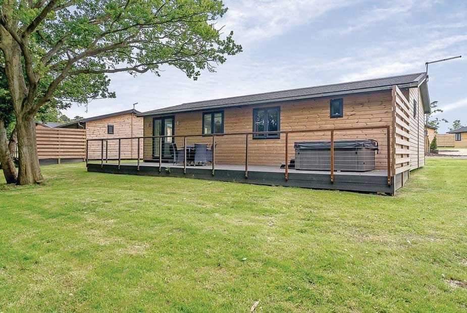 Luxury Lodges with Hot Tubs - Our Best 5* Luxury Log Cabins