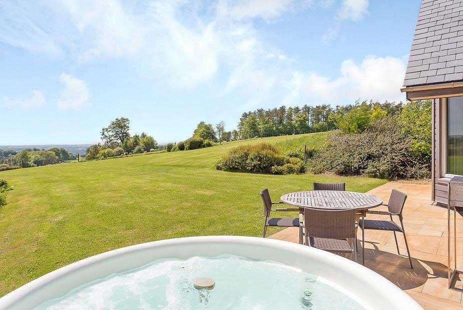 Cheap Weekend Breaks in the UK (That Won't Break The Bank)