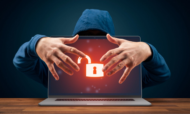 What Can Hackers Do With Your Personal Information? | Home Title Lock