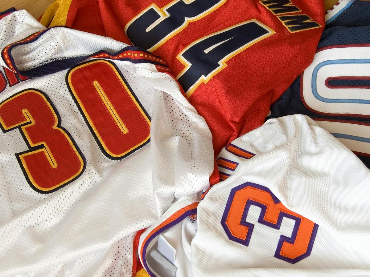 A Beginner's Guide To Tackle Twill Embroidery on Apparel
